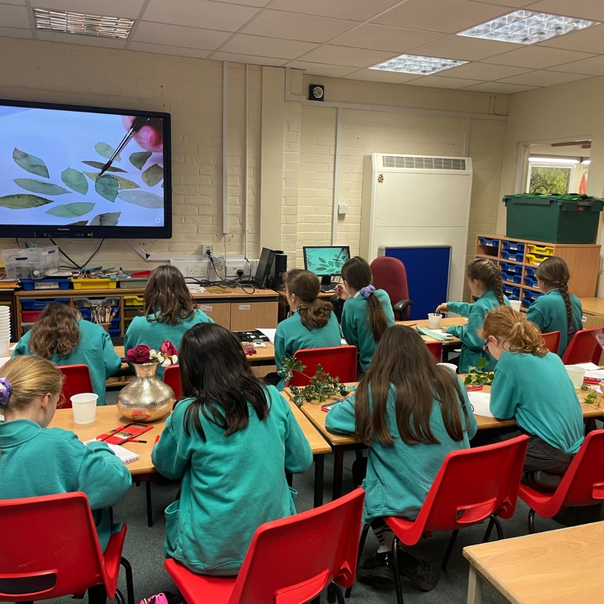 Highfield CE Primary School - Miss Savill's Art Club