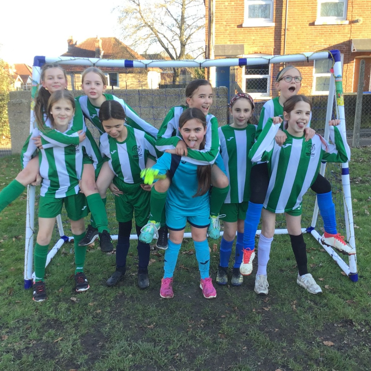 Highfield CE Primary School - Fantastic Footballers!